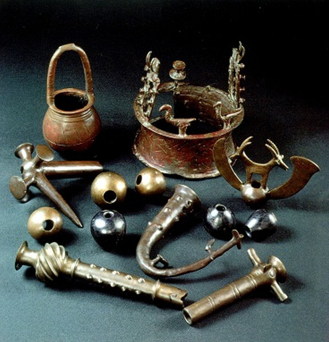 The Ancient Crown: A Glimpse into Chalcolithic Levant's Mysteries - History